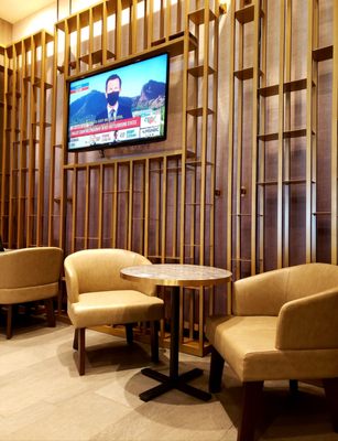 PLAZA PREMIUM LOUNGE DFW TERMINAL E - Updated October 2024 - 65 Photos & 59 Reviews - 2400 ...