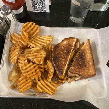 KNUCKLEHEADS - 276 Photos & 388 Reviews - 9 North Main St, Wallingford ...