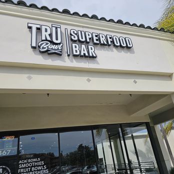 TRU BOWL SUPERFOOD BAR - MONTEBELLO - Updated September 2024 - 126 ...