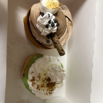 UFFDA DONUTS - Updated December 2025 - 85 Photos & 55 Reviews - 13716 ...