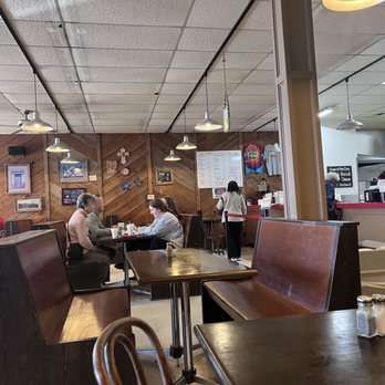 SCHMALTZ’S SANDWICH SHOP - Updated January 2026 - 77 Photos & 216 ...