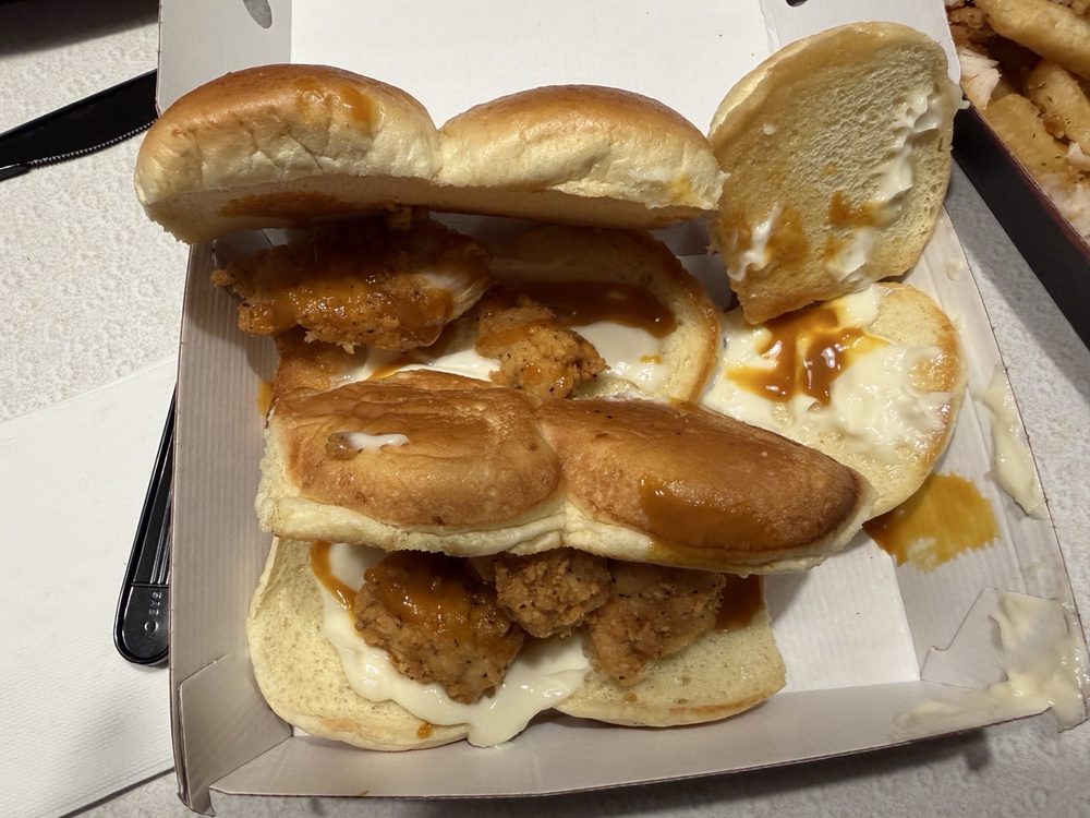 WING SNOB - Updated January 2026 - 17 Reviews - 24 S Randall Rd, North ...