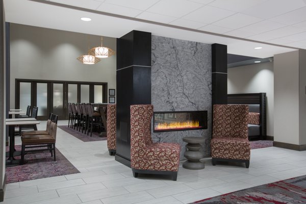 HAMPTON INN & SUITES RENO/SPARKS - Updated December 2025 - 199 Photos ...