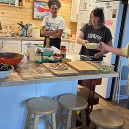 HOP YARD ALE WORKS - Updated July 2025 - 31 Photos & 32 Reviews - 512 W ...