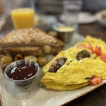 FIRST WATCH - Updated January 2025 - 797 Photos & 684 Reviews - 100 ...