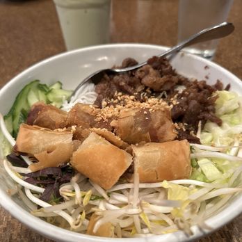 SAIGON ASIAN BISTRO - Updated December 2025 - 216 Photos & 267 Reviews ...