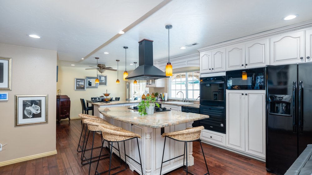 MICHELLE TEPPER REAL ESTATE - Updated November 2024 - 13501 Ventura ...