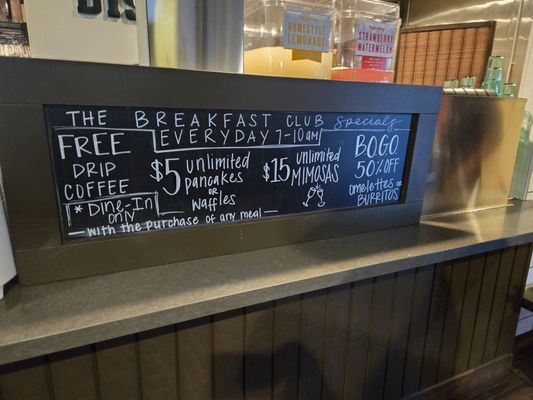 THE DISTRICT CAFE - Updated August 2024 - 83 Photos & 53 Reviews - 4530 ...