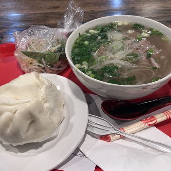 THE RED BOAT ASIAN FUSION - Updated April 2024 - 200 Photos & 204 ...