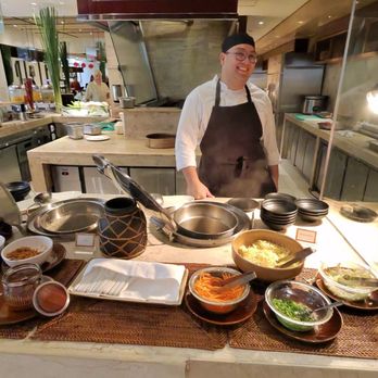 ESCOLTA - Updated August 2025 - 126 Photos & 15 Reviews - The Peninsula ...