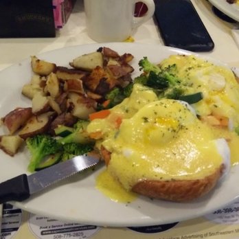 PICCADILLY CAFE & DELI - Updated August 2024 - 35 Photos & 79 Reviews ...