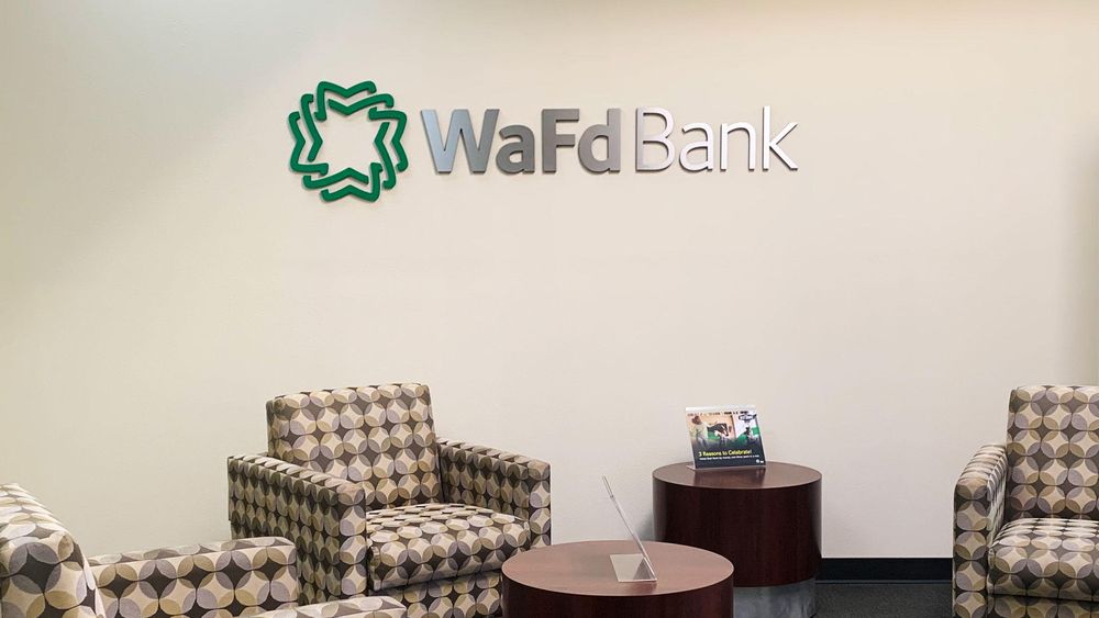 WAFD BANK - Updated February 2025 - 300 N Pennsylvania Ave, Roswell ...