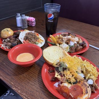 FEAST - 73 Photos & 125 Reviews - 6512 Northwest Expy, Oklahoma City ...