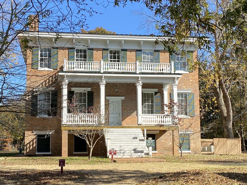 LEE HALL MANSION - Updated October 2025 - 14 Photos - 163 Yorktown Rd ...