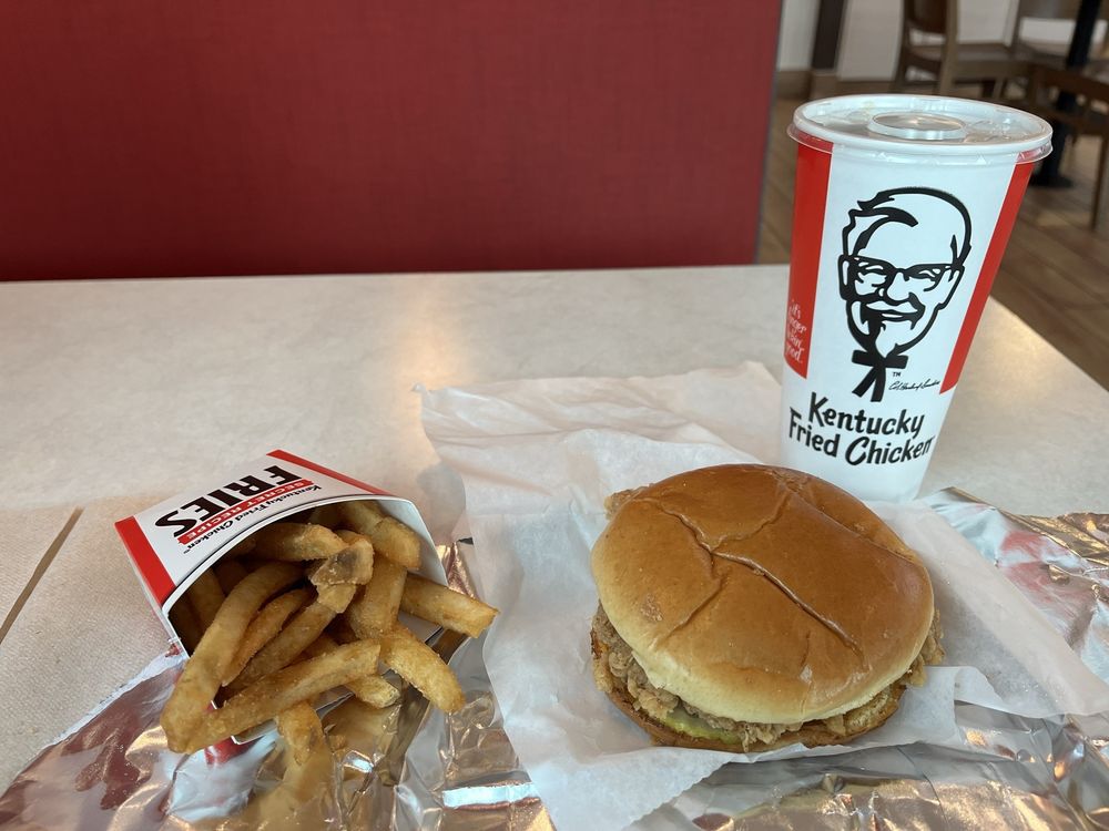 KFC - Updated June 2025 - 15 Photos & 23 Reviews - 1812 Northwest Blvd ...