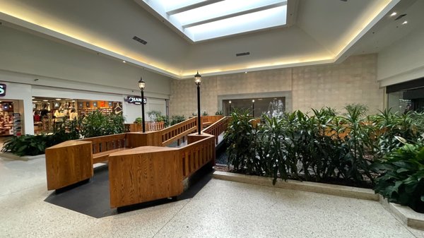 BERKSHIRE MALL - Updated October 2025 - 51 Photos & 22 Reviews - 1655 ...