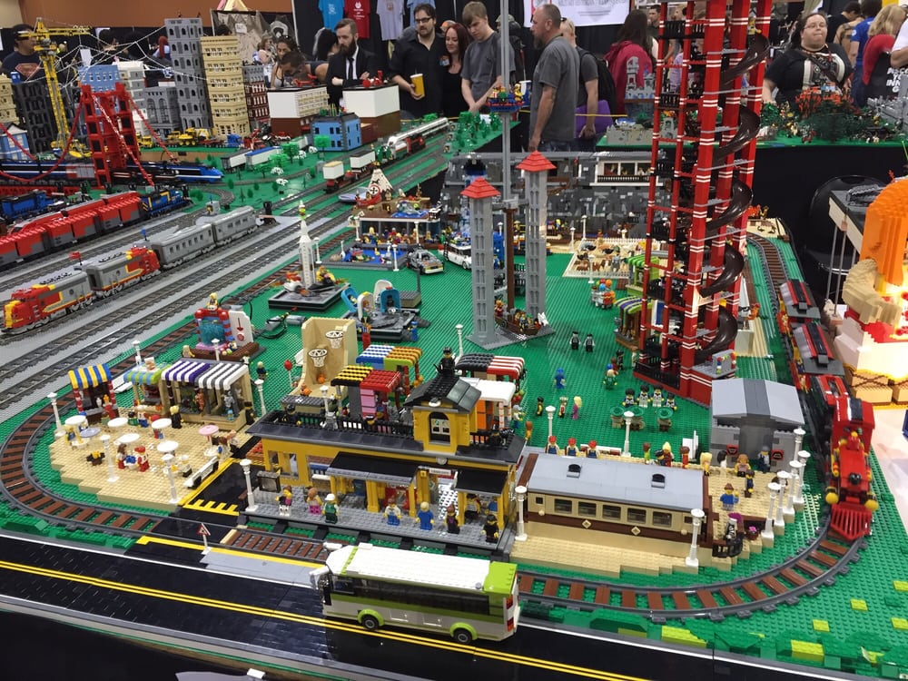 AMAZING ARIZONA COMIC CONVENTION - Updated August 2025 - 14 Photos ...