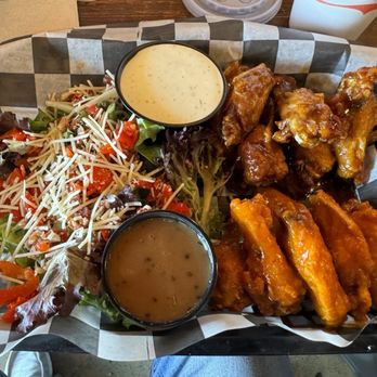 HARDWARE PIZZA - Updated December 2025 - 91 Photos & 112 Reviews - 131 ...