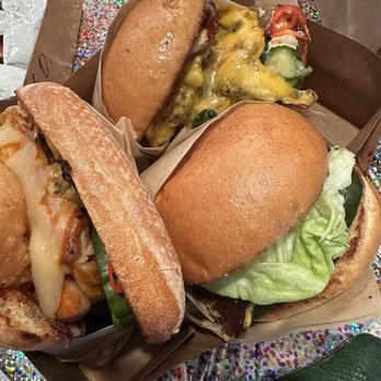 GAMI BURGER - Updated December 2025 - 200 Photos & 127 Reviews - 5093 ...