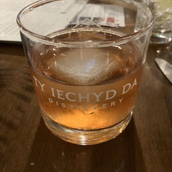 SPRINGFIELD BREWING COMPANY - Updated July 2025 - 330 Photos & 441 ...