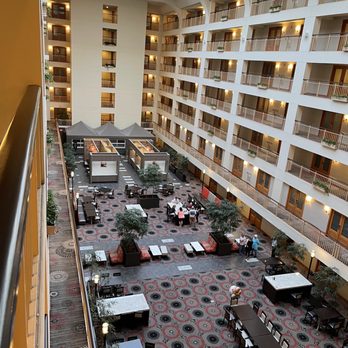 EMBASSY SUITES BY HILTON CHICAGO O’HARE ROSEMONT - Updated June 2024 ...