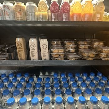 FRESH KITCHEN - Updated December 2025 - 328 Photos & 374 Reviews - 5550 ...