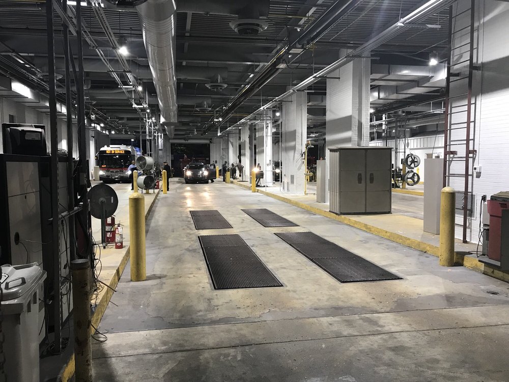 DC VEHICLE INSPECTION STATION - 40 Photos & 130 Reviews - 1001 Half St ...