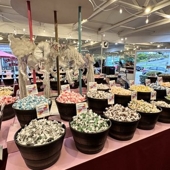 CAROUSEL TAFFY - Updated December 2025 - 115 Photos & 97 Reviews - 845 ...