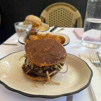 FAIRFAX - Updated December 2025 - 488 Photos & 238 Reviews - 234 W 4th ...