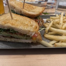 FATE BREWING COMPANY - TEMPE - Updated July 2025 - 511 Photos & 515 ...