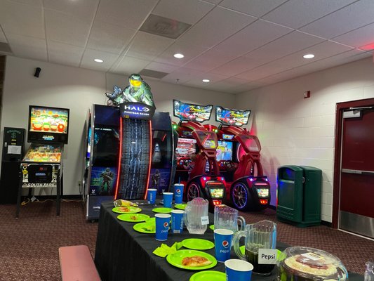 CHEYENNE ICE & EVENTS CENTER - Updated December 2025 - 29 Photos - 1530 ...