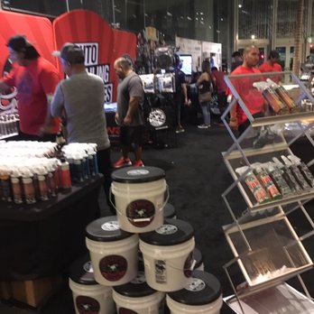 FIRST HAWAIIAN INTERNATIONAL AUTO SHOW - Updated December 2025 - 563 ...