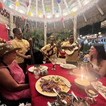 EDITH’S - Updated October 2024 - 1130 Photos & 637 Reviews - Camino a ...