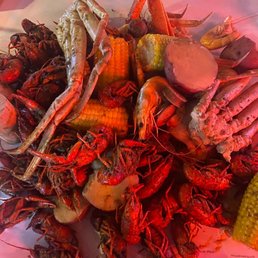 THE BOILING POT - Updated October 2025 - 268 Photos & 394 Reviews - 201 ...