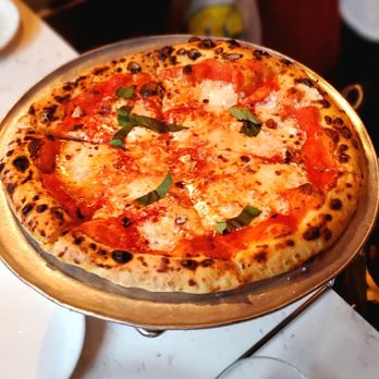 B SIDE PIZZA & WINE BAR - Updated July 2025 - 1093 Photos & 1381 ...