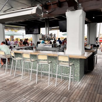 SALT LIFE FOOD SHACK - 1009 Photos & 1275 Reviews - 321 A1A Beach Blvd ...