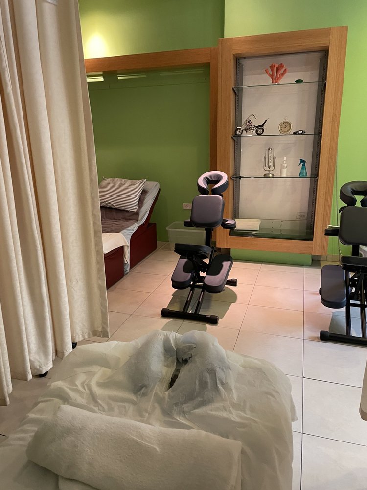 SPA 505 - Updated March 2025 - 22 Photos & 26 Reviews - 1 Walden ...