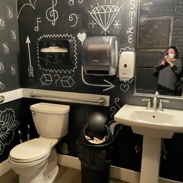 MISS DELTA - Updated December 2025 - 799 Photos & 1071 Reviews - 3950 N ...