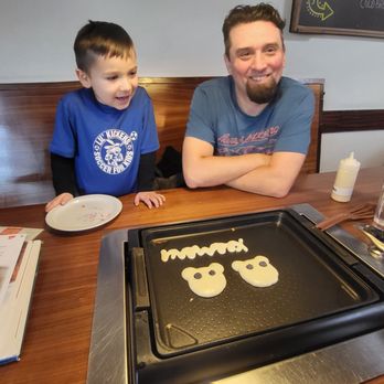 SLAPPY CAKES - Updated April 2025 - 798 Photos & 960 Reviews - 4246 SE ...