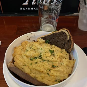 THE RED ROOSTER BAR & GRILL - Updated October 2025 - 153 Photos & 259 ...