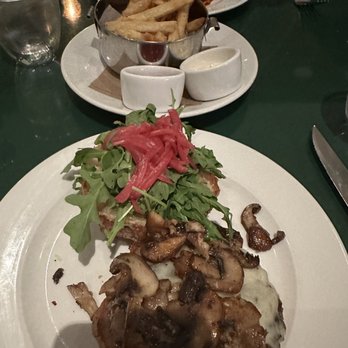 MERRIMAN’S HONOLULU - Hawaiian Restaurant - 1108 Auahi St, Honolulu ...