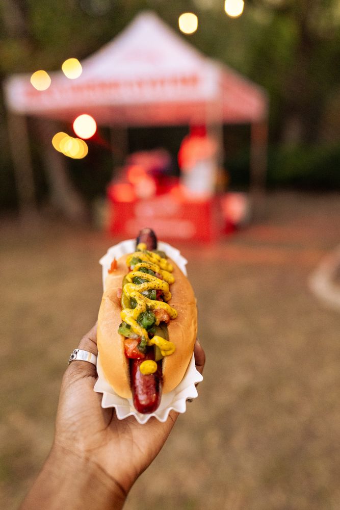 ZEE’S WIENER SYSTEM - Updated November 2025 - 18 Photos - Austin, Texas ...