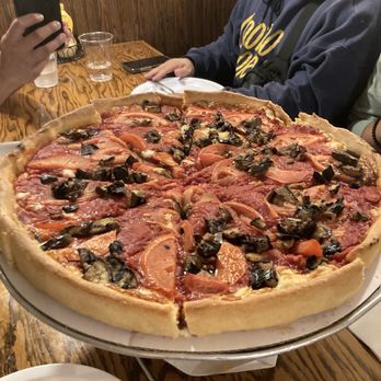 LEFTY’S CHICAGO PIZZERIA - Updated September 2025 - 877 Photos & 1164 ...