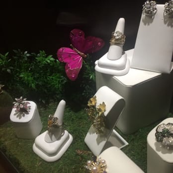 THE GEM LAB - Updated November 2025 - 32 Photos & 21 Reviews - 4098 W ...