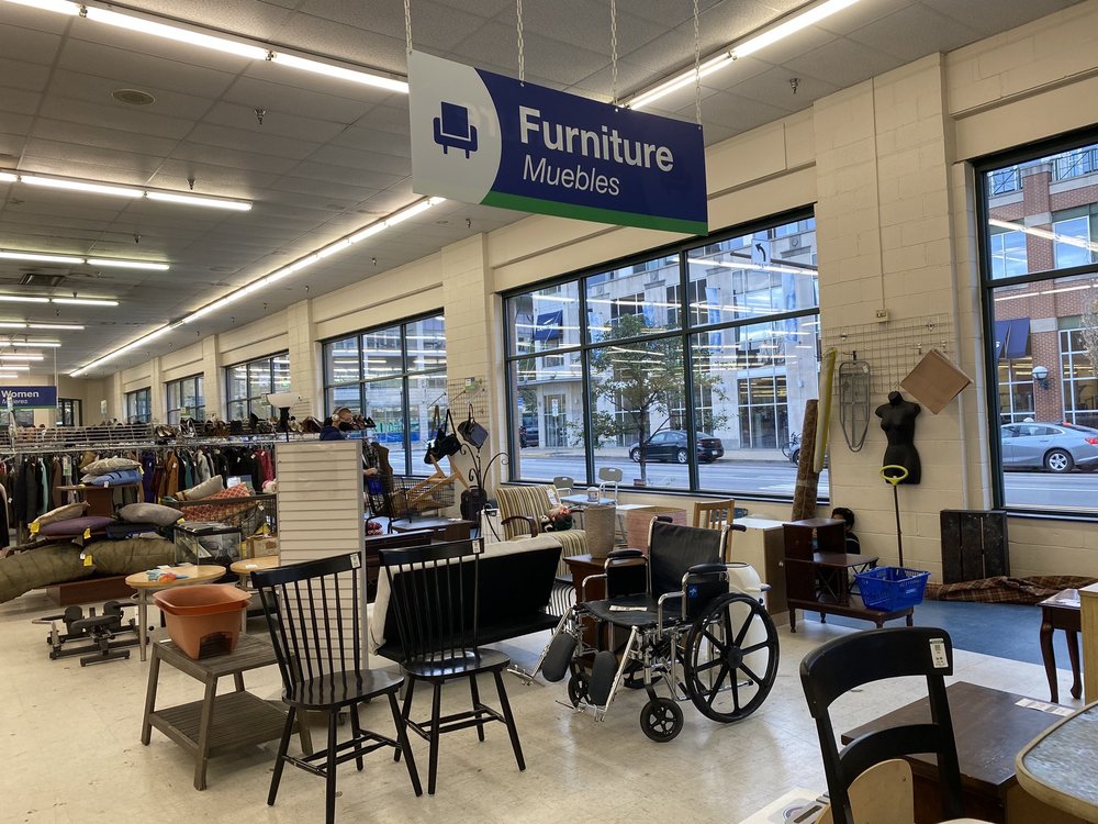 GOODWILL OF SOUTHWESTERN PENNSYLVANIA - 16 Photos & 46 Reviews - 2700 E ...