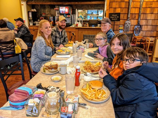 TRISH’S MOUNTAIN DINER - Updated March 2025 - 119 Photos & 226 Reviews ...