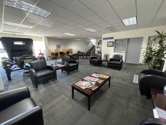 WENDLE FORD - Updated October 2025 - 38 Photos & 117 Reviews - 9000 N ...