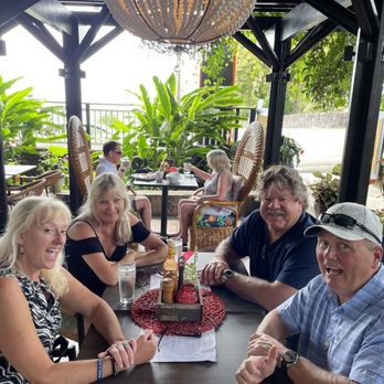 HOLUALOA GARDEN & KITCHEN - Updated December 2024 - 92 Photos & 40 ...