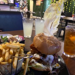 FAT STORK - Updated December 2025 - 560 Photos & 338 Reviews - 8270 ...