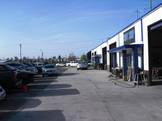 SACRAMENTO COLLISION CENTER - Updated October 2025 - 27 Photos & 29 ...